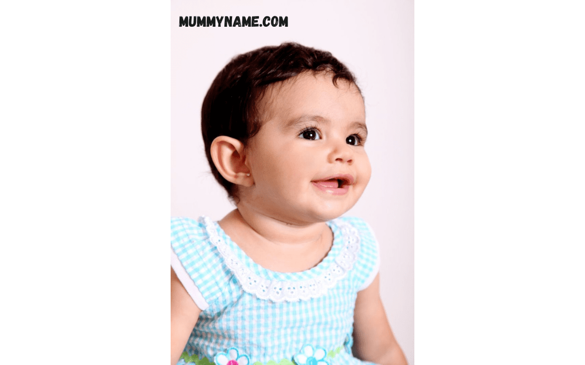 300+ Beautiful Italian Baby Girl Names And Their Meanings - Mummy Name